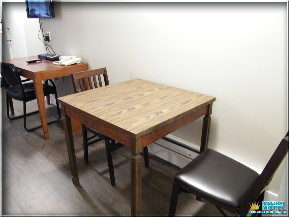 Kitchenette Rooms - Imperial Motel - 100 Mile House - British Columbia
